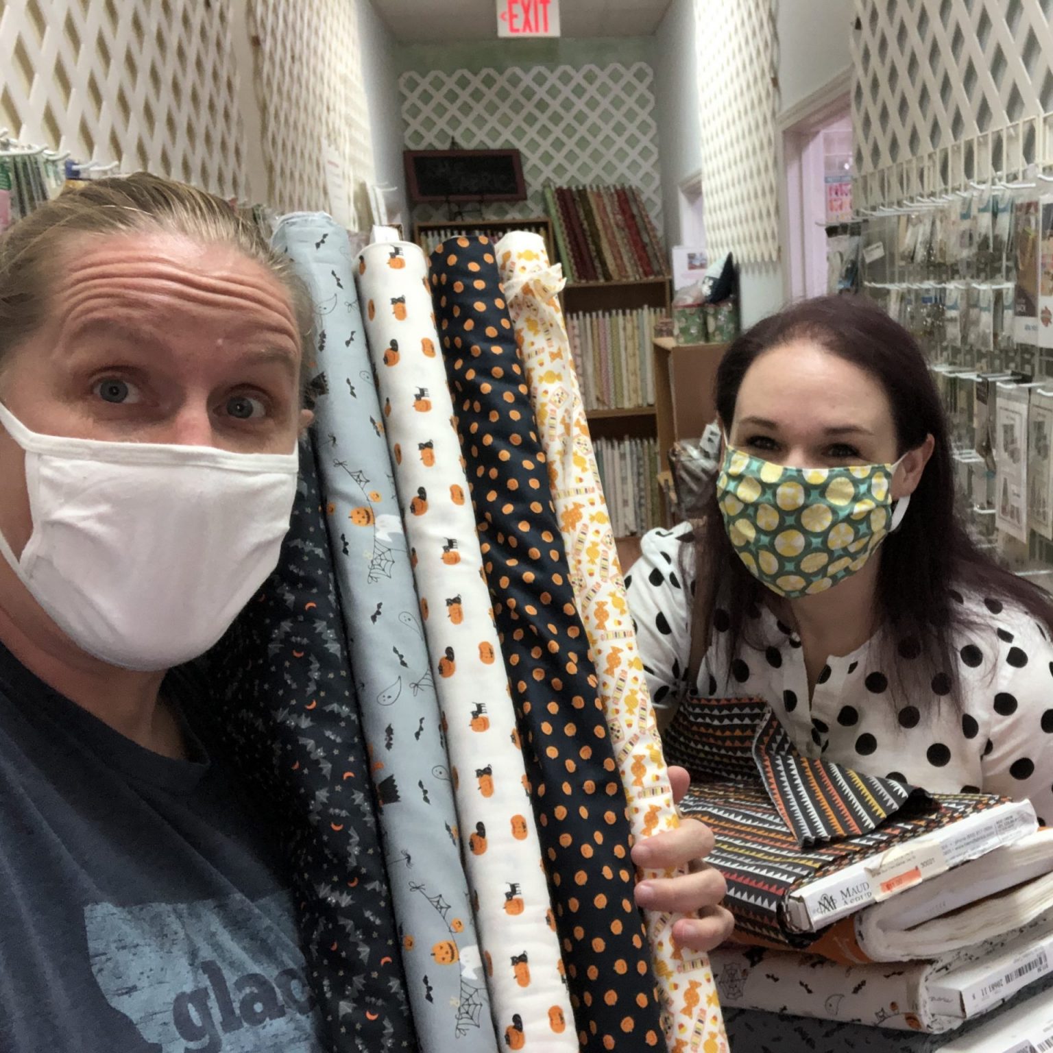 ghost town quilt.aka: my first and possibly only halloween quilt ...