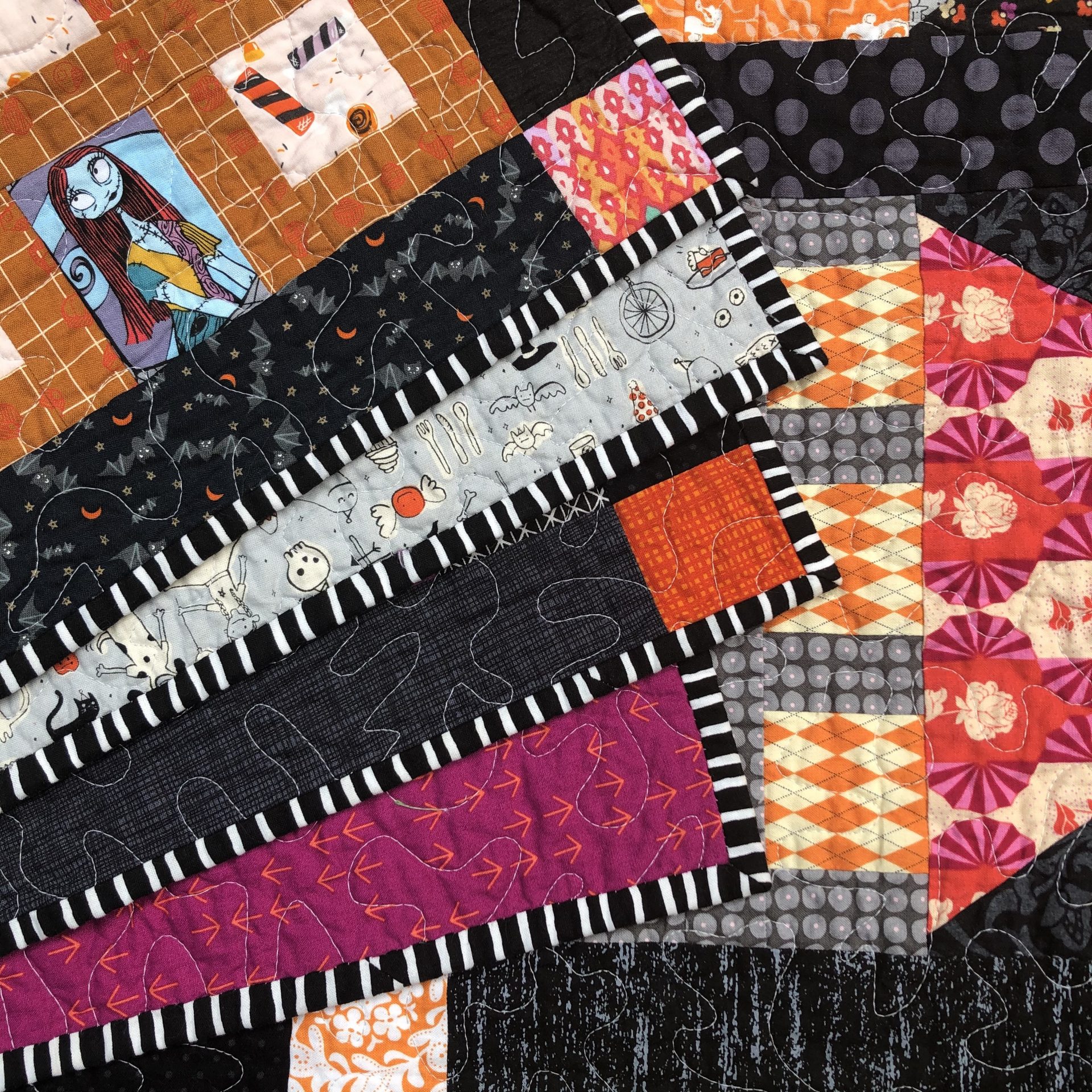 ghost town quilt.aka: my first and possibly only halloween quilt ...